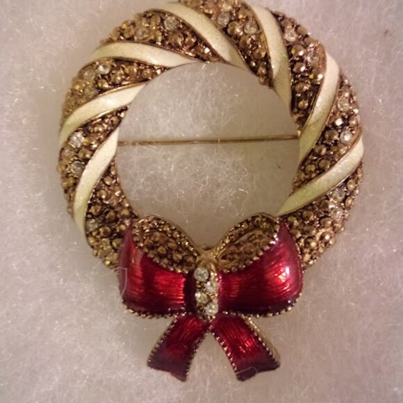 Jewelry | Unadulterated Christmas Wreath Pin | Poshmark
